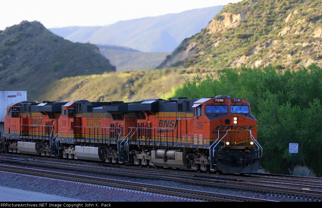 BNSF 7290